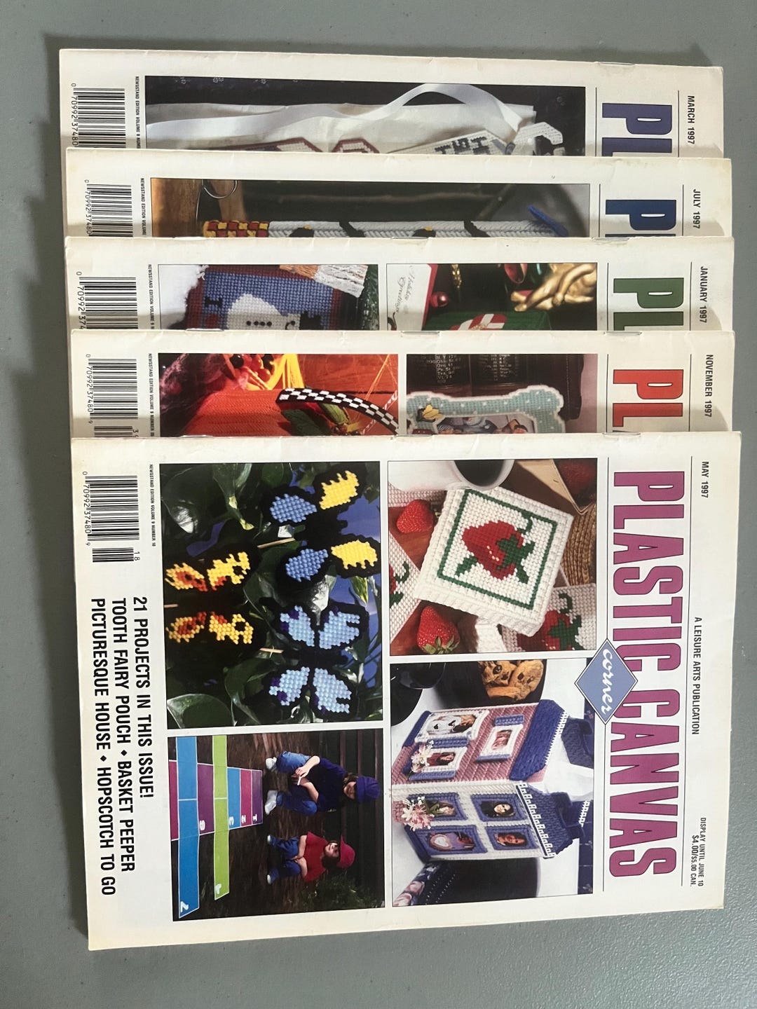 5 Plastic Canvas Corner Pattern Magazines (1997) - Etsy