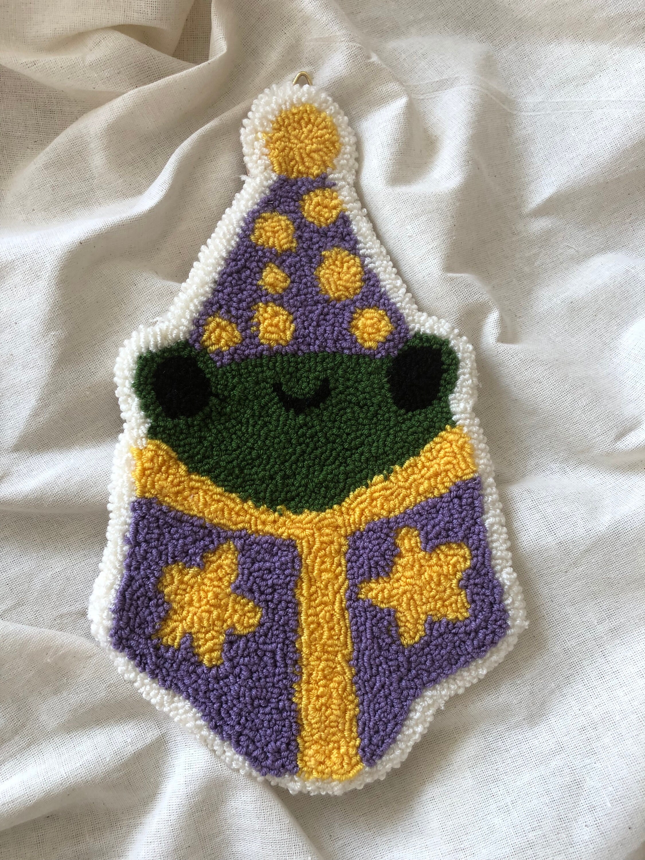 Handcrafted Punch Needle Frog Wall Art Quirky and Colorful - Etsy