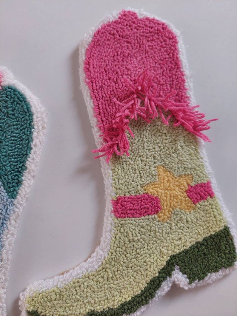 Punch Needle Wall Hanging Cowgirl Boot Tufted Wall Decor - Etsy