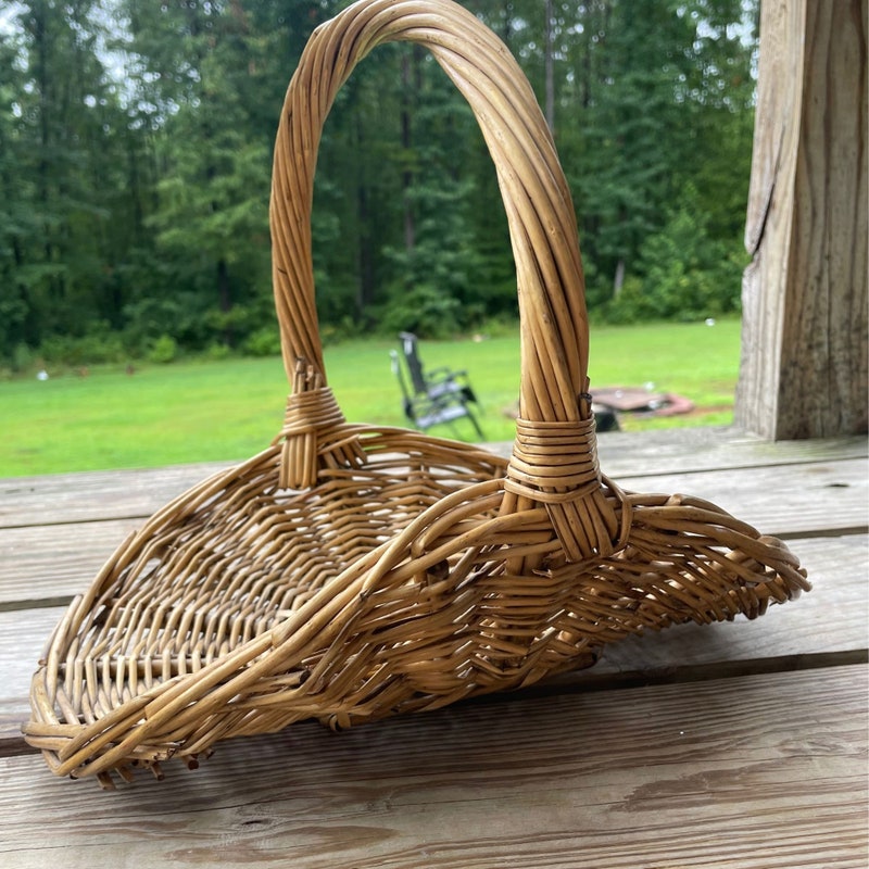 Wicker Flower Basket - Etsy