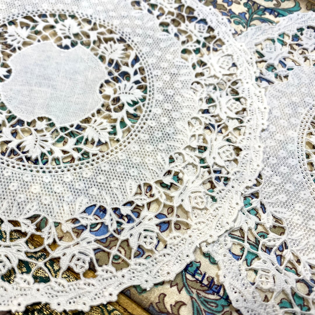 Vintage Paper Doilies Round Doily Rare 1950s Lace Doily Ivory Delicate ...
