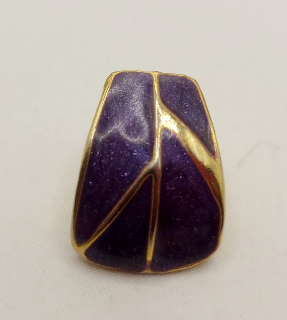 Vintage Purple Enamel Enamel Brooch Pin Gem