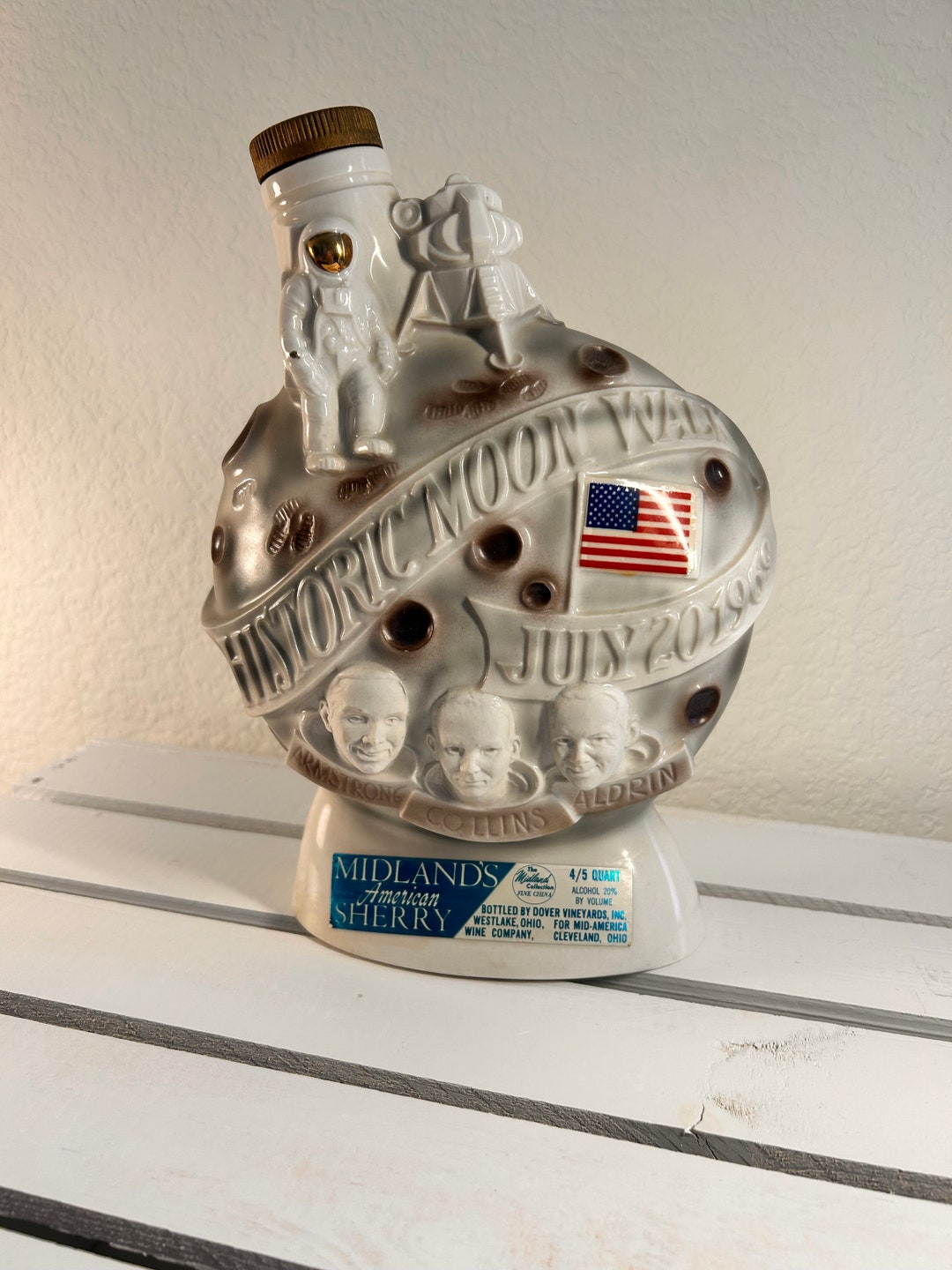 Apollo 11 Commemorative Decanter historic Moonwalk - Etsy