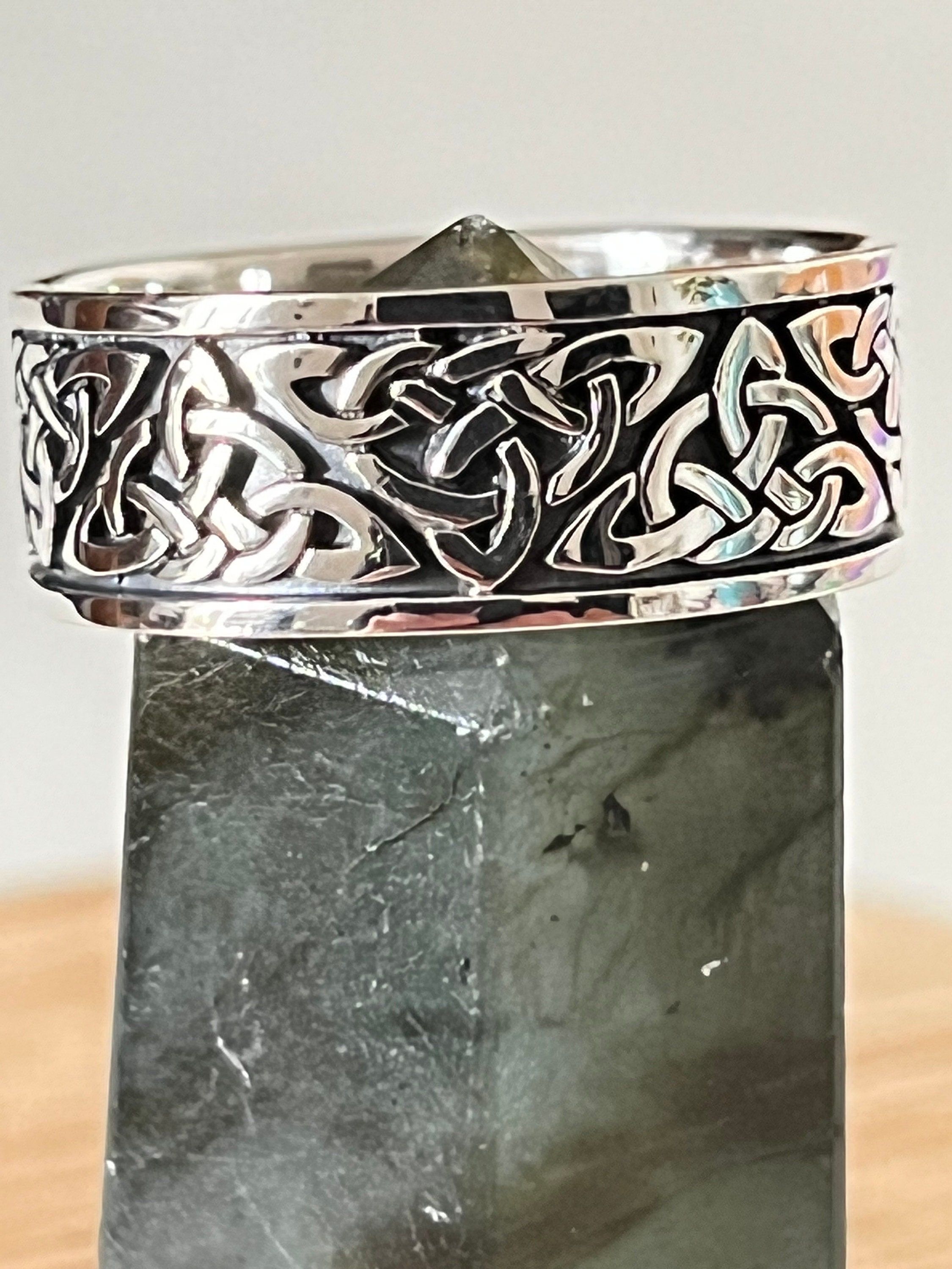 Stunning Sterling Silver Celtic Trinity Band - Etsy