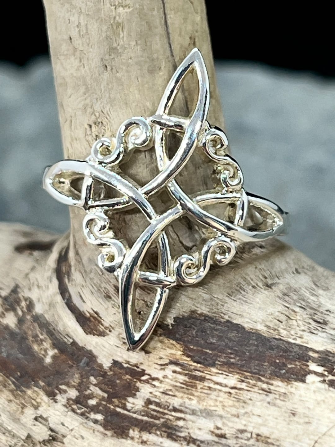 Sterling Silver Witches Knot Ring - Etsy