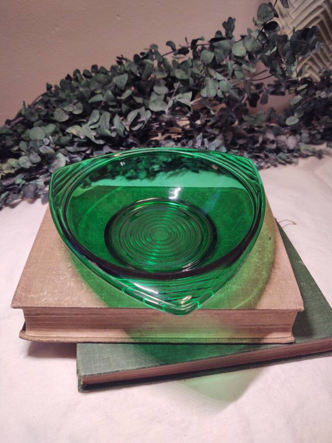 Emerald Green Triangle Dish, Art Deco - Etsy