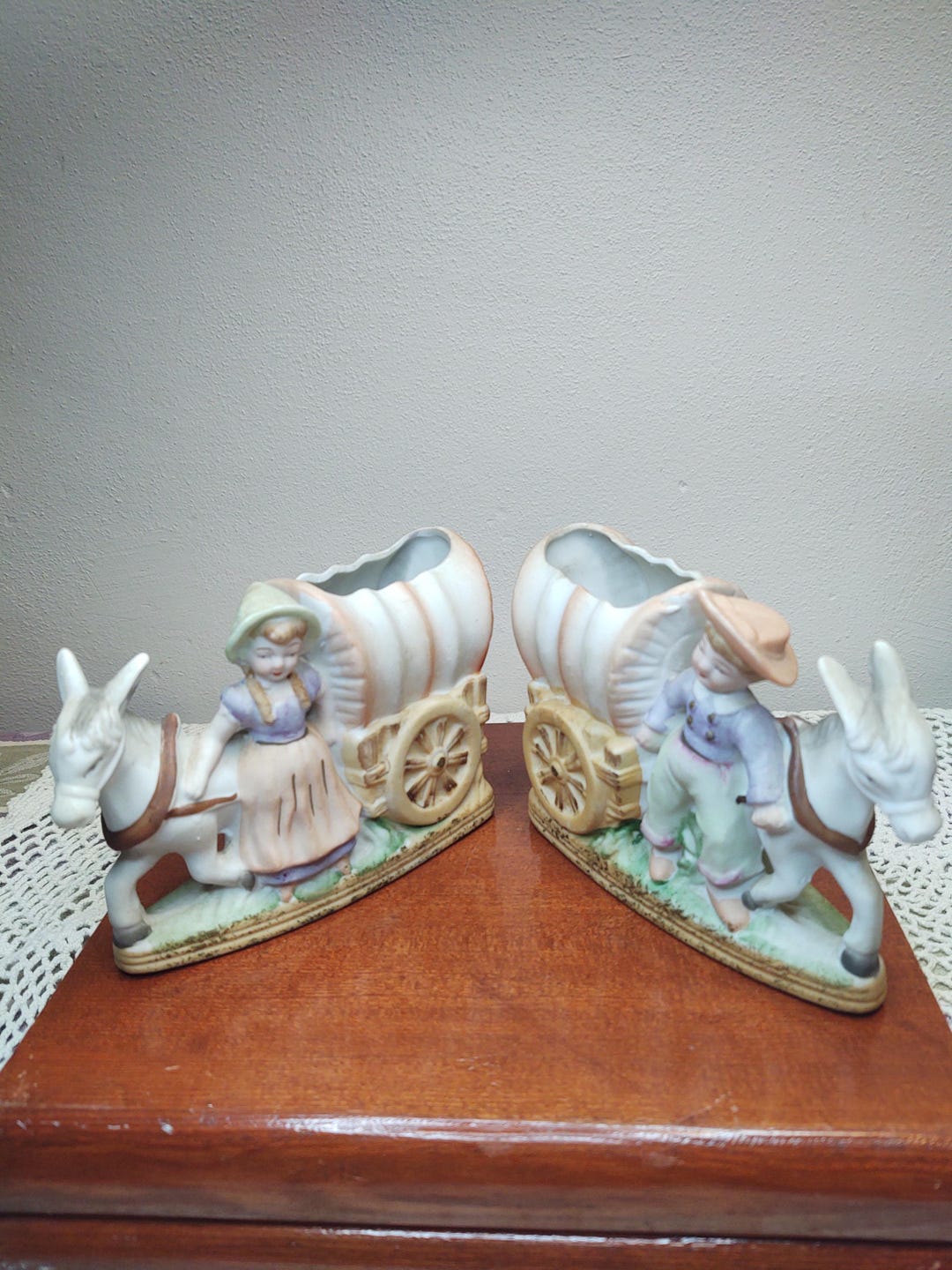 Wagon Train Planters/vases, Boy and Girl, Set of 2 - Etsy