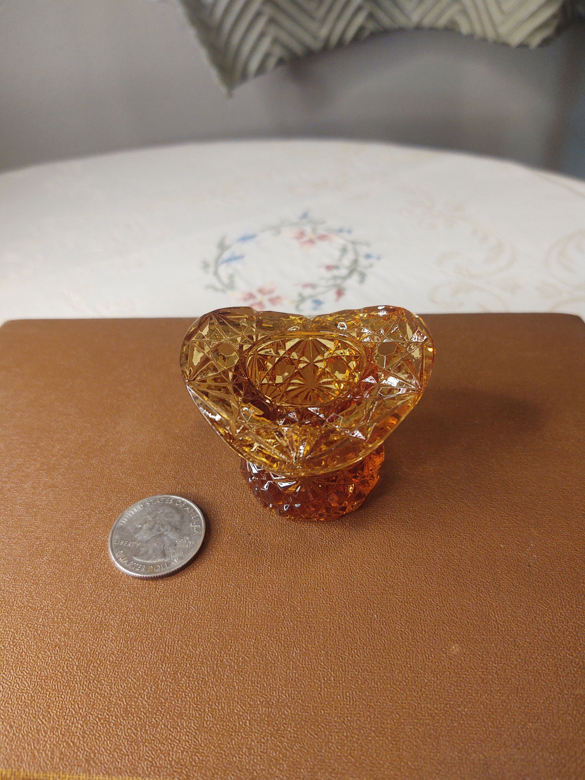 Amber Glass Top Hat, Fenton, Daisy and Button Pattern - Etsy
