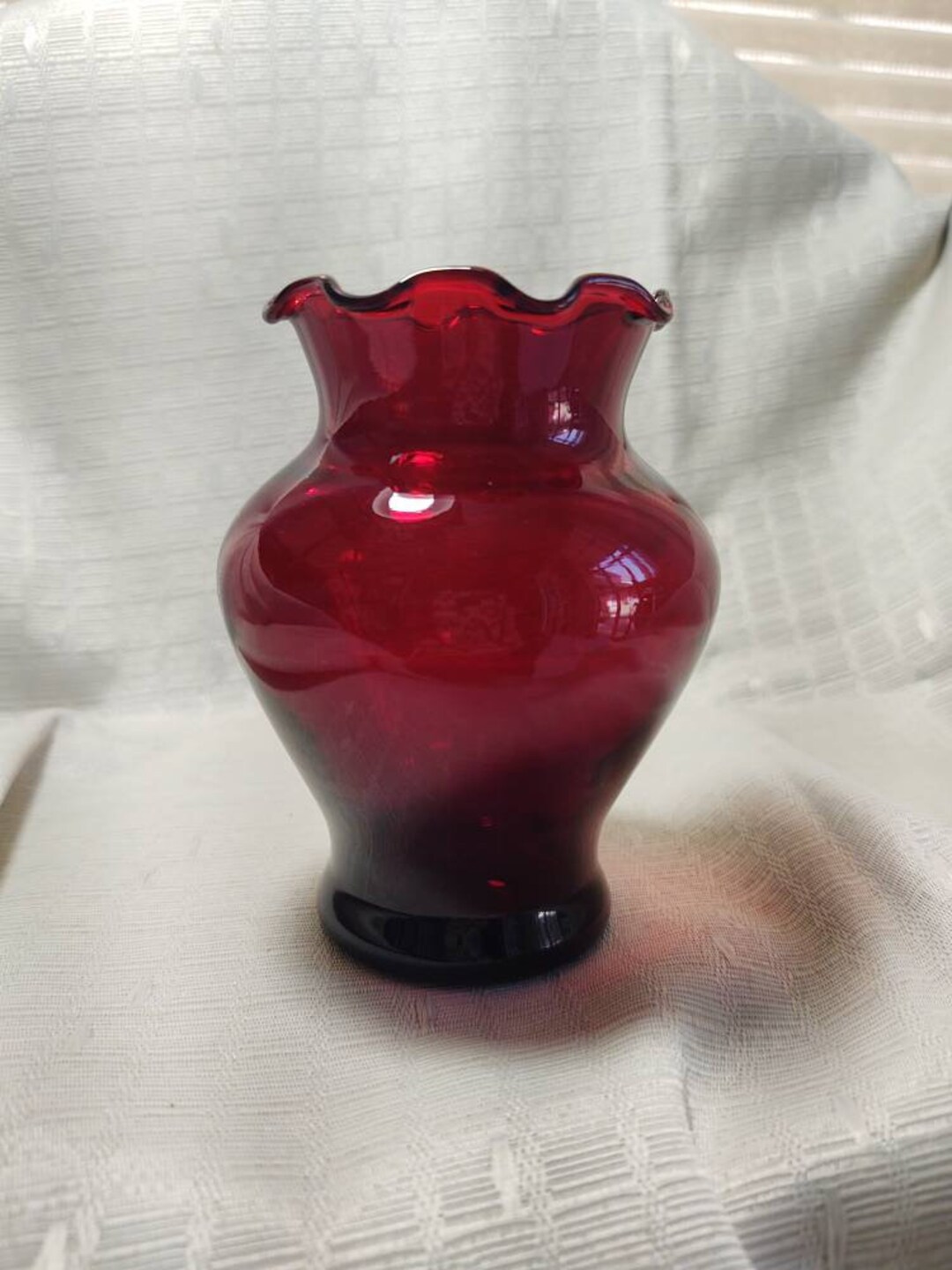 Red Vase - Etsy