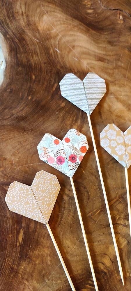 Wooden Woodpeckers Hearts Origami Country Pattern, Dried Flowers - Etsy