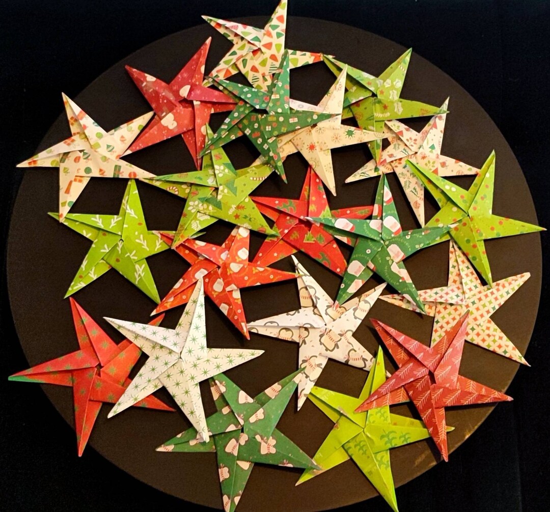 Origami Stars Christmas Pattern Red, Green, White - Etsy