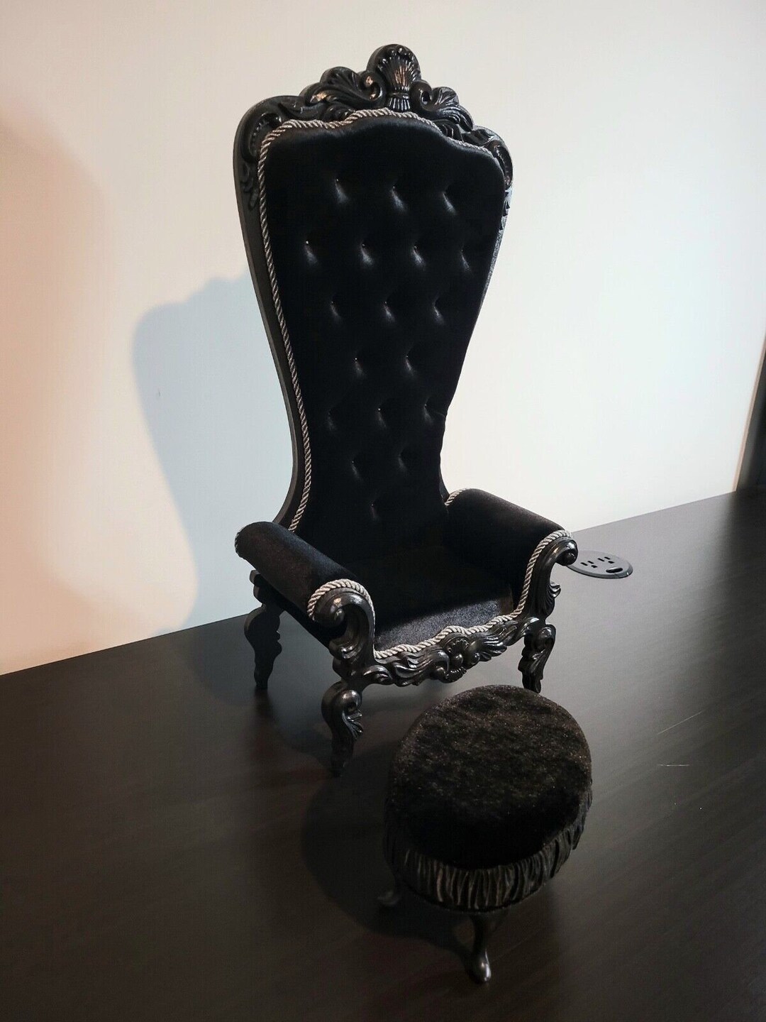BJD Doll Throne Chair. Velvet Doll Chair. Ball Jointed Doll Furniture ...