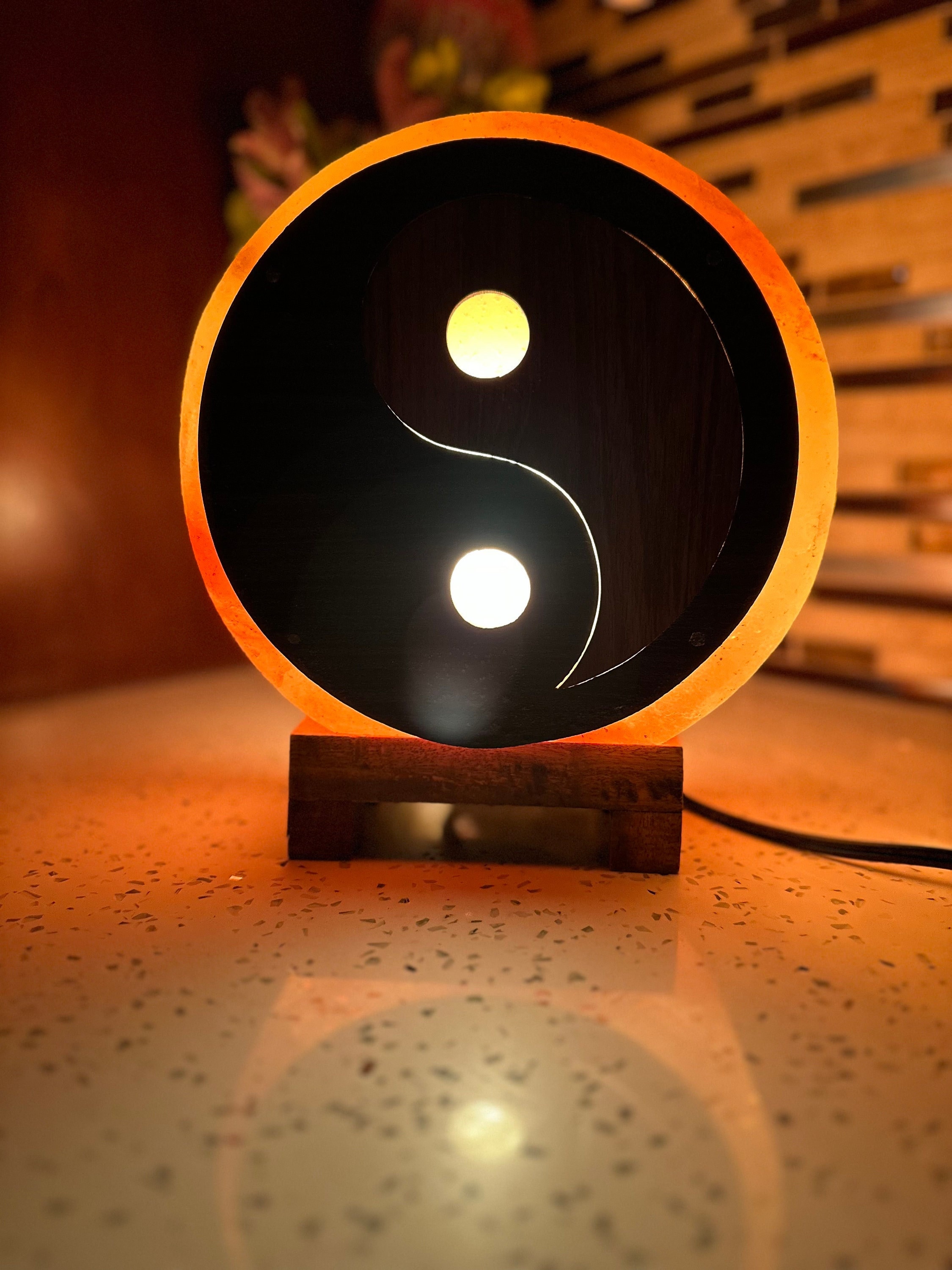 Modern Design Ying Yang Shape Lamp - Classic Design Salt Lamp - Modern ...