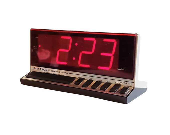 Vintage Spartus Electronic Digital Alarm Clock, Large Red LCD Display ...