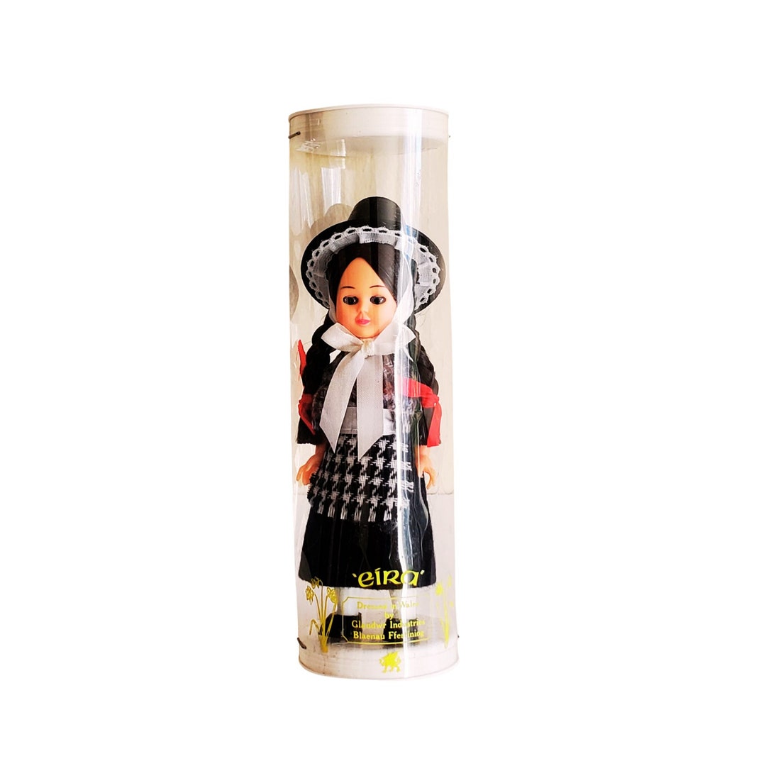 Vintage Wales Souvenir Doll, by Eira, Excellent Condition (original ...
