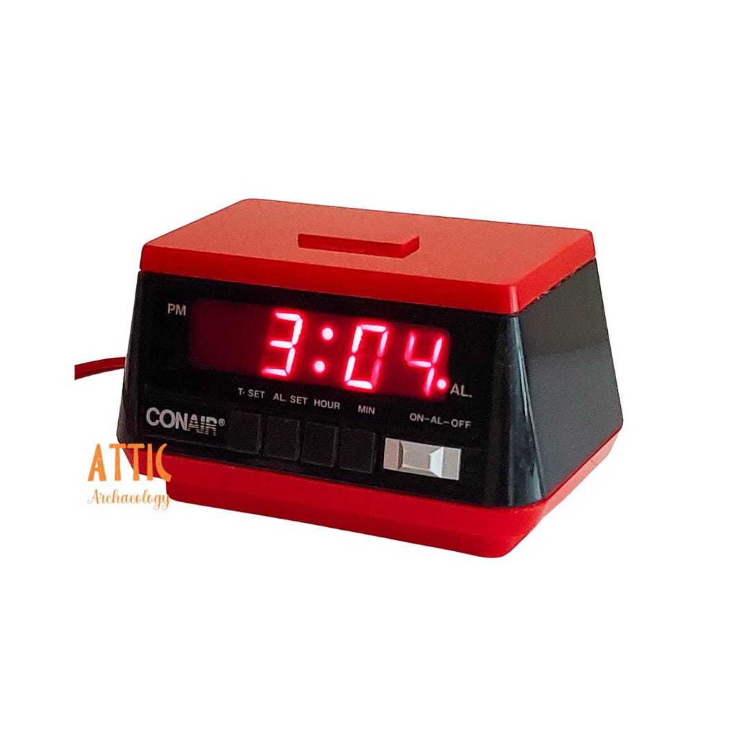 Vintage 2000s Conair Red Alarm Clock, Tested, Great Condition, Vintage ...