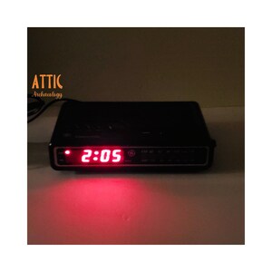 Vintage 1980s GE Alarm Clock Radio, Red LED Display, Tested, in ...