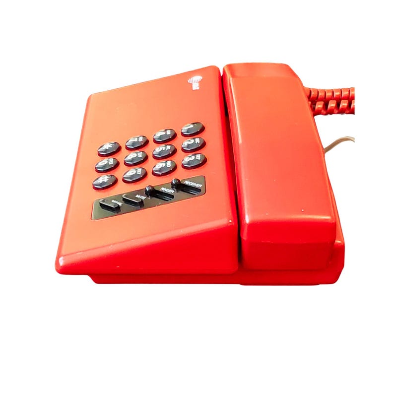 Vintage 1990s Red Push Buttons Telephone, AT&T, in Excellent Condition ...