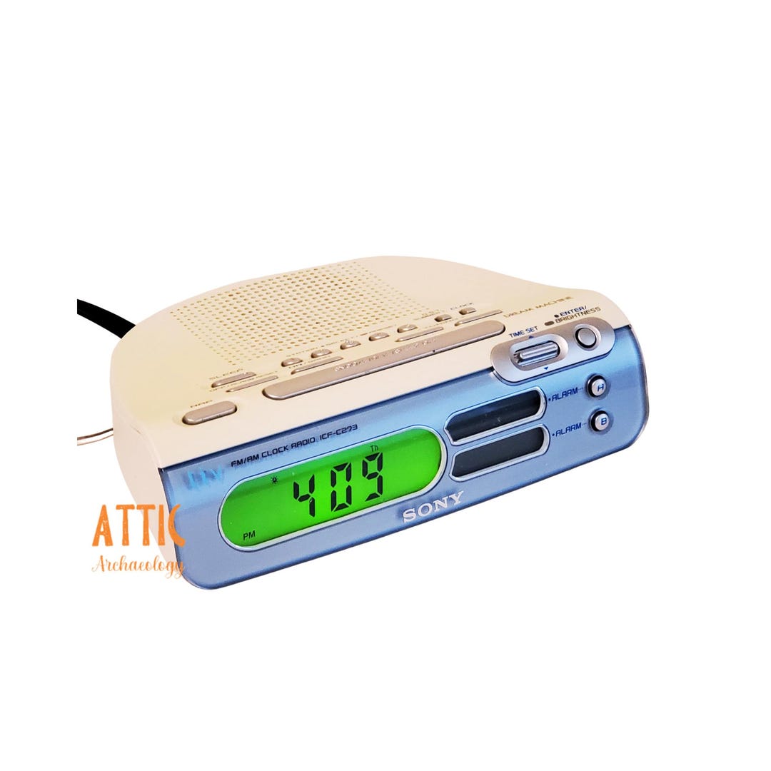 Vintage 2000s Sony Liv Digital Alarm Clock Radio, Green LED, ICF-C273 ...