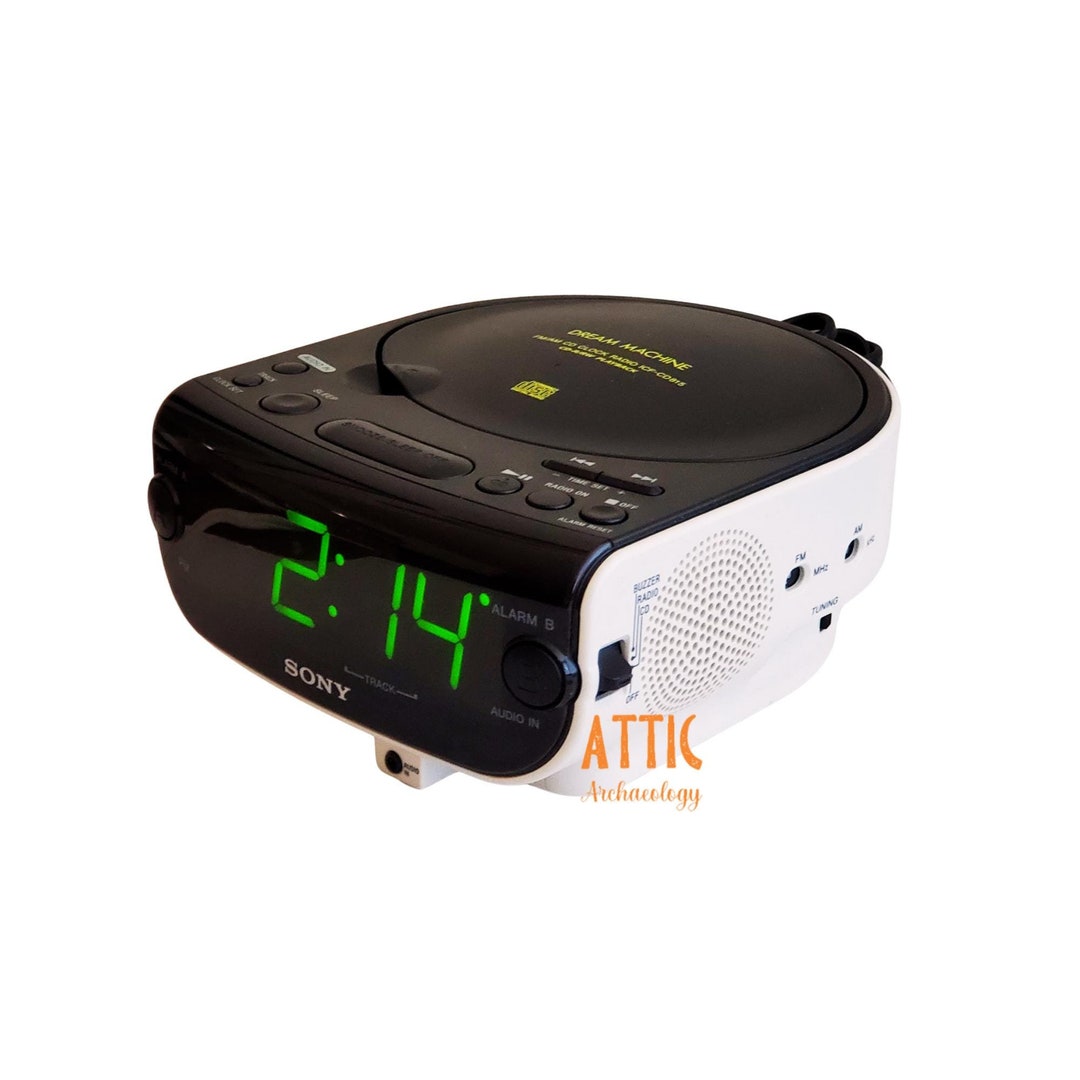 2000s Sony Dream Machine CD Clock Radio, ICF-CD815, Large Green LCD ...