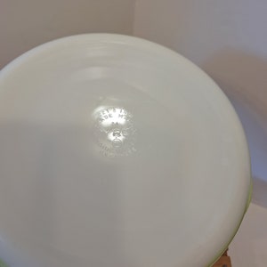 Vintage 1950s -- Pyrex -- Lime Green -- 8 Inch Cake Dish -- Round Glass ...