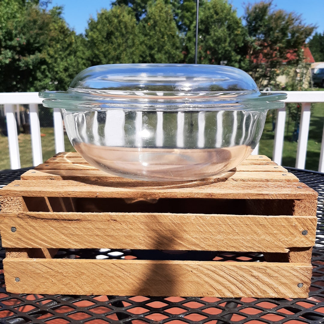 Vintage 1960s Pyrex -- Clear Glass -- 023 1 1/2 Quart Casserole Dish ...