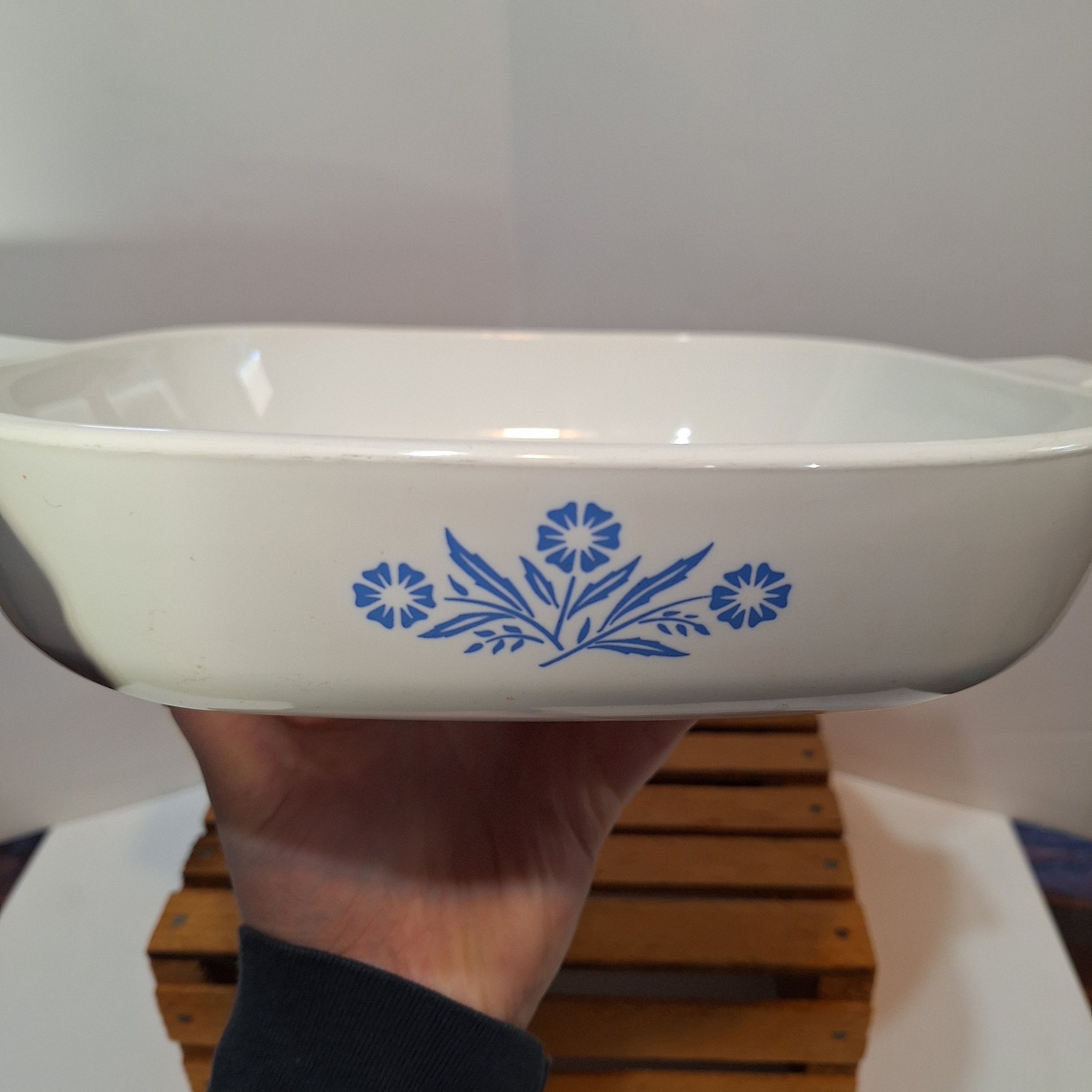 Vintage 1960s -- Corning Ware -- Blue Cornflower -- Stylized Flame ...