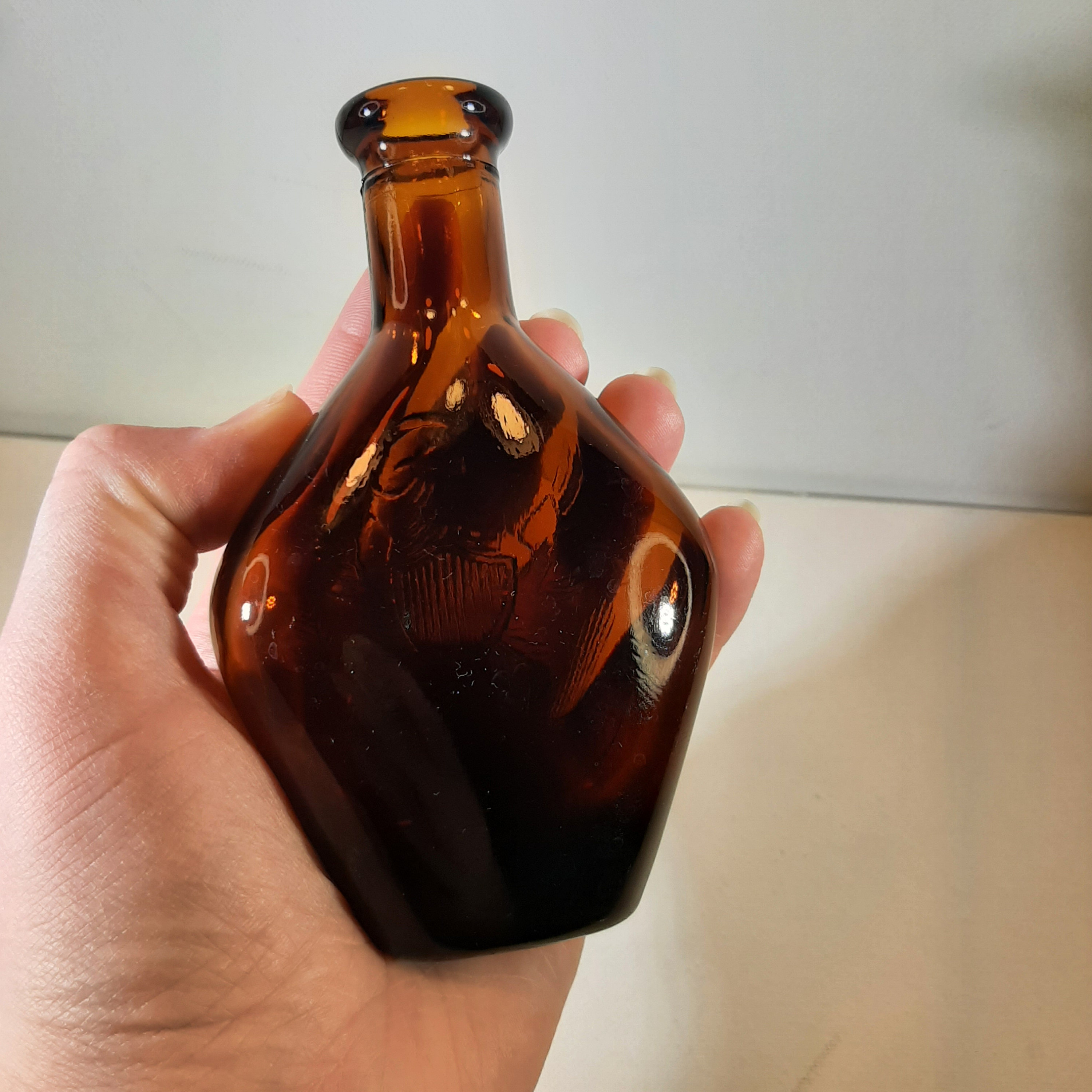 Vintage 1970s “E Pluribus Unum” Eagle Brown Bottle--decanter--medicine ...