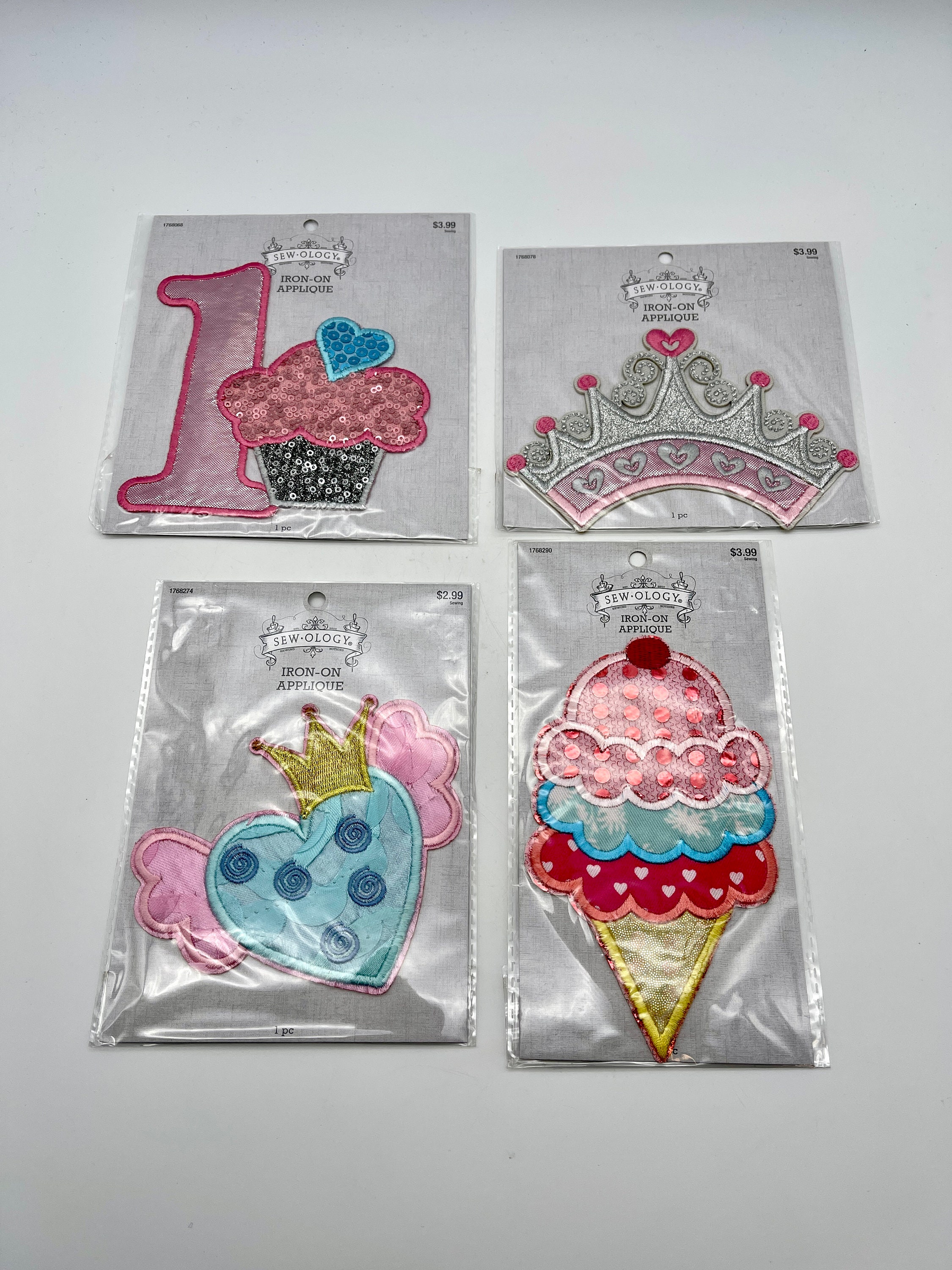 Your Choice Sewology Brand Iron-on Applique Patches Crown 1st Birthday ...