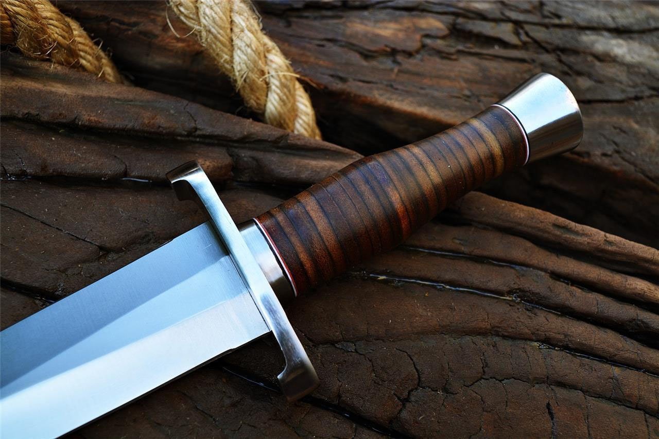 Daggers for Men Fantasy Daggers Hunting Handmade D2 Steel - Etsy