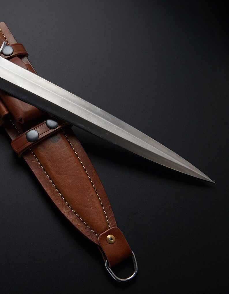 Daggers Fantasy Daggers for Men Swords and Daggers Real Modern Daggers ...