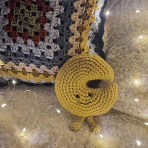 Cuddly Crochet Moon Amigurumi, Cute Celestial Decor, Crescent Moon ...
