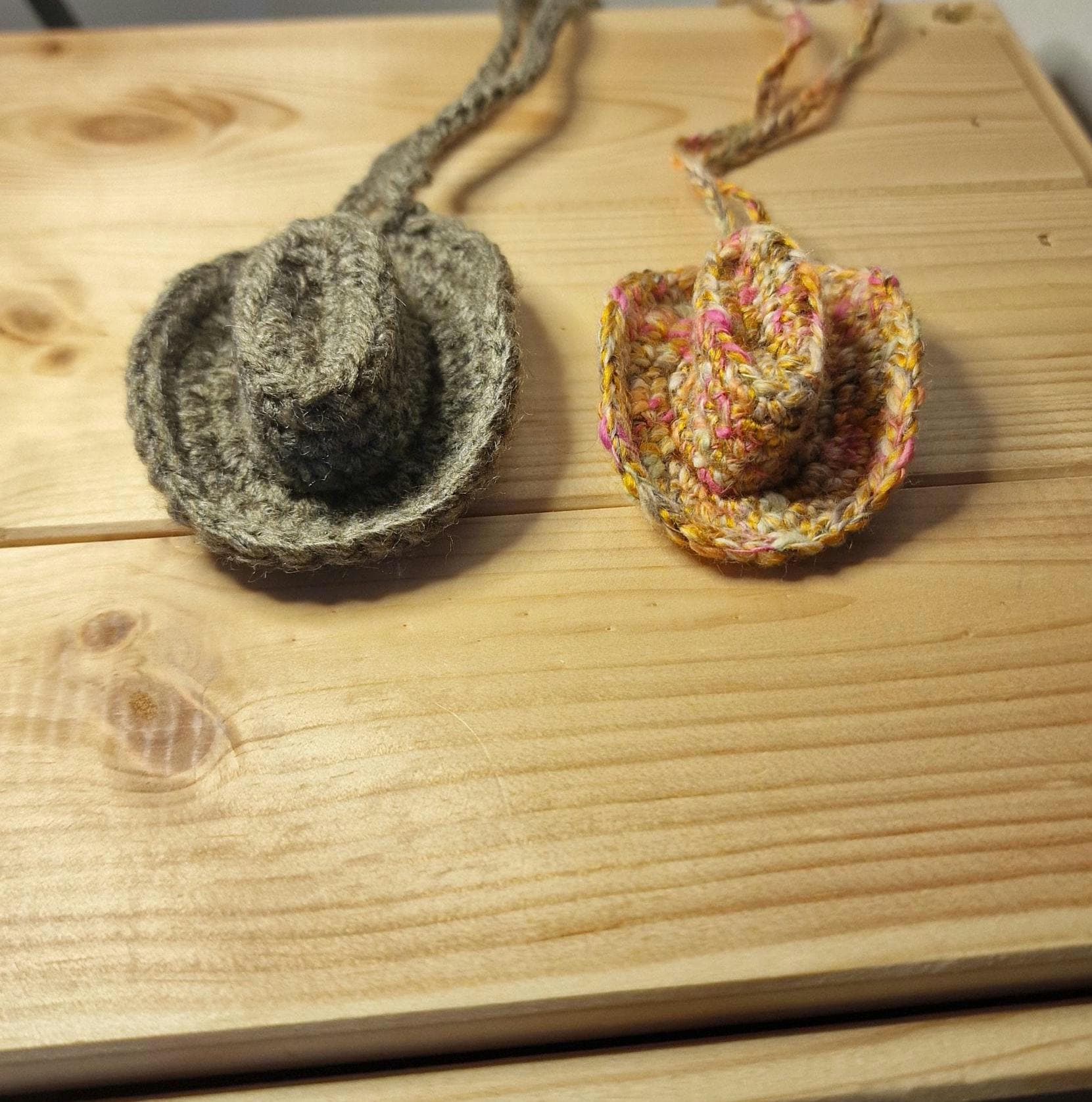 Mini Crochet Cowboy/cowgirl Hat Pattern, Bookmark or Car Hanger, Cute ...