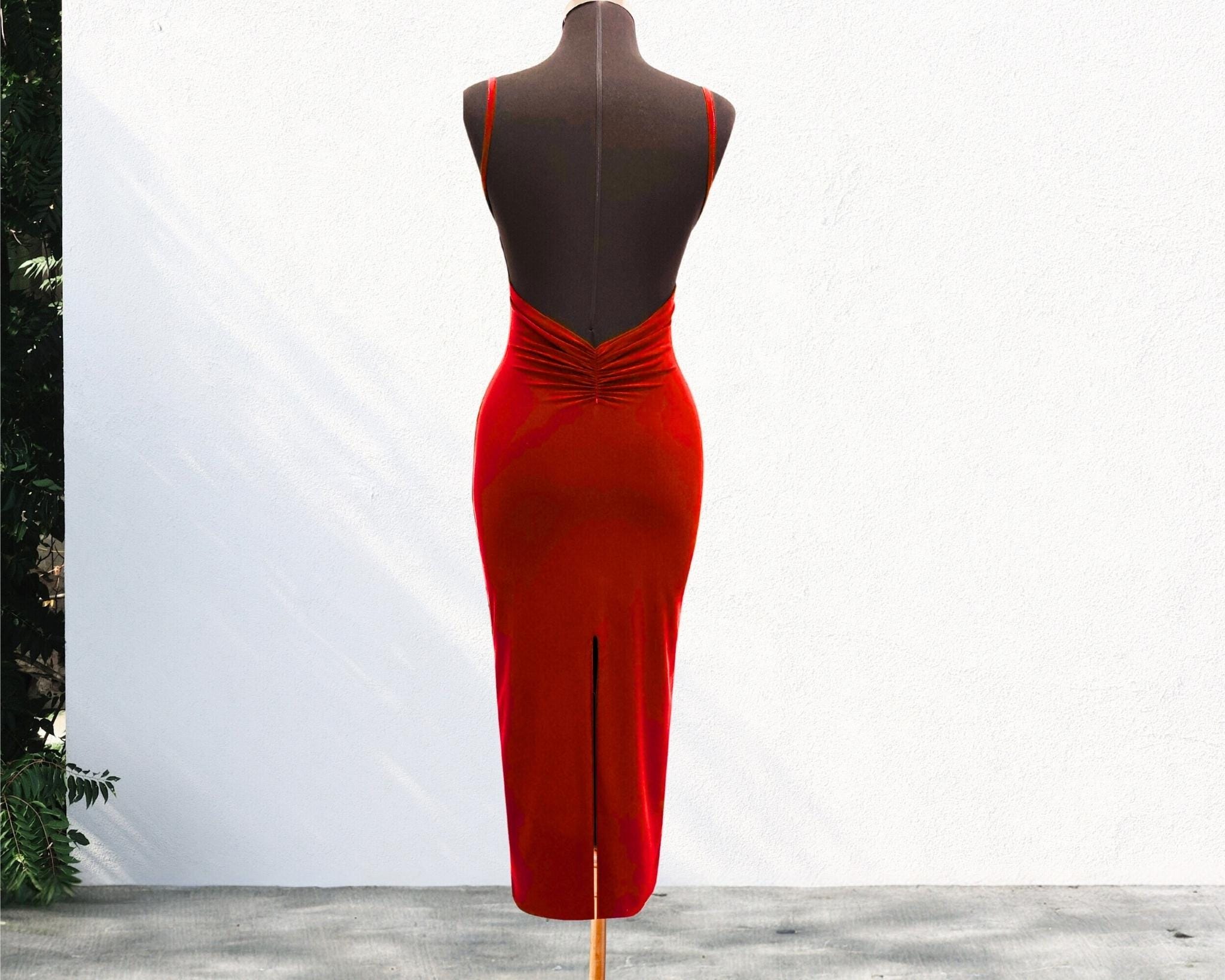 Backless Red Dress With 2 Slit Back Ruched Dress Party & Dance Gown ...