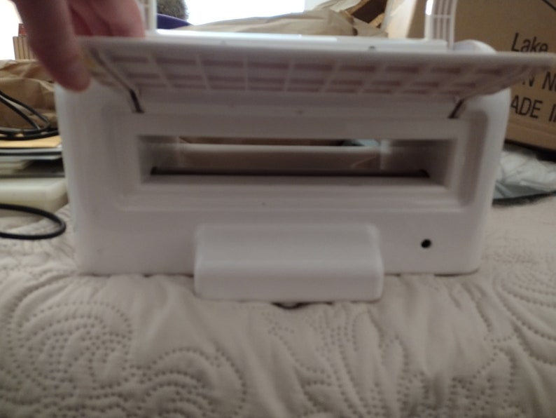 Pre-owned Craftwell Ebosser With Cord, Instructions, Folders and Plates ...