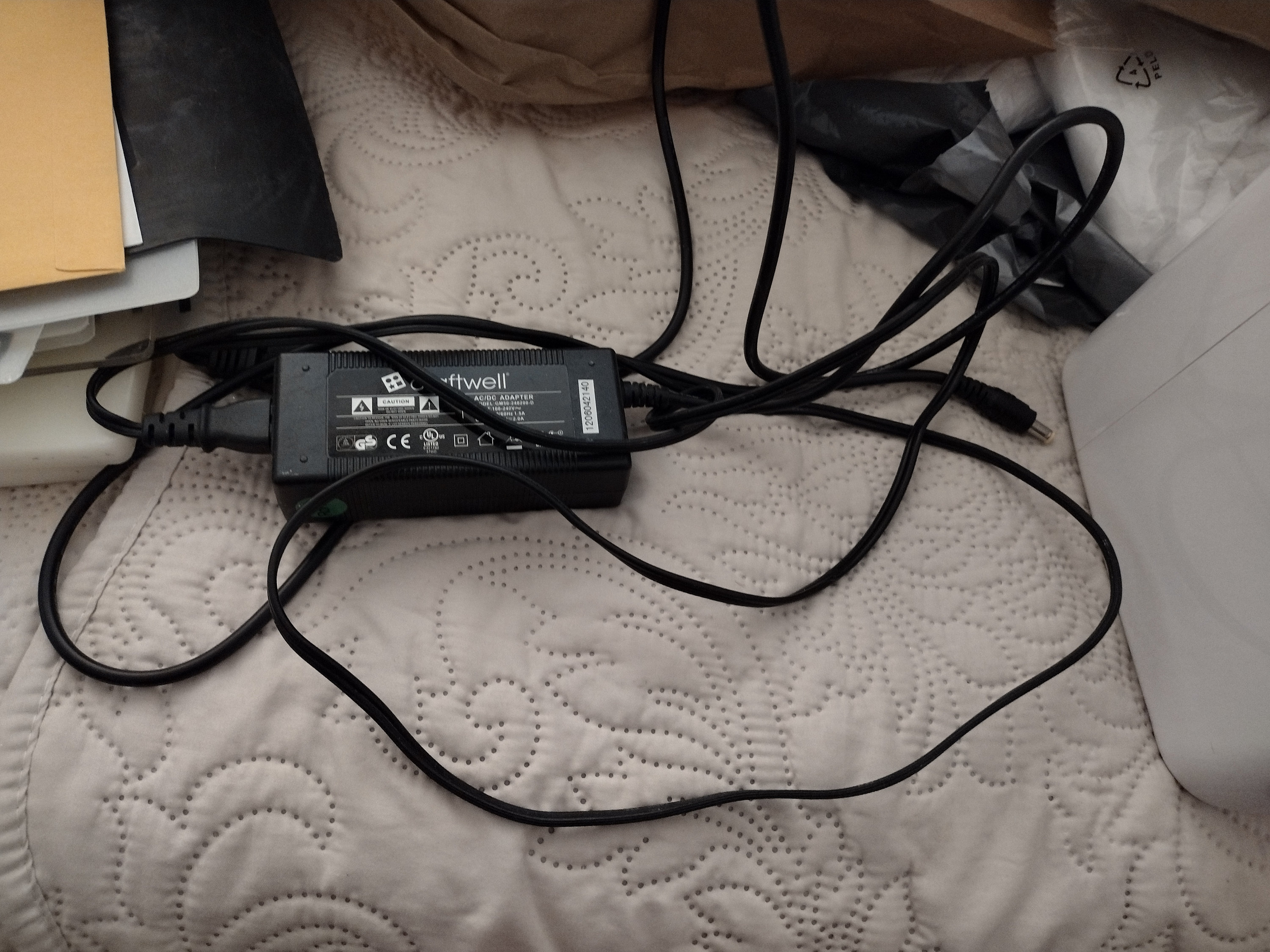 Pre-owned Craftwell Ebosser With Cord, Instructions, Folders and Plates ...