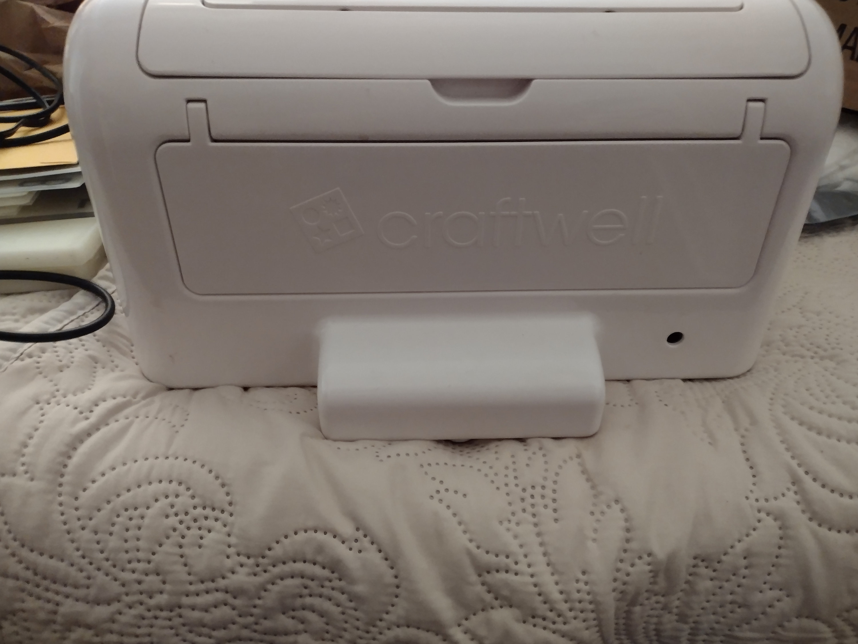 Pre-owned Craftwell Ebosser With Cord, Instructions, Folders and Plates ...