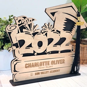 Class of 2023 Graduation Signs, Tassel Holder, Congratulations Graduate ...