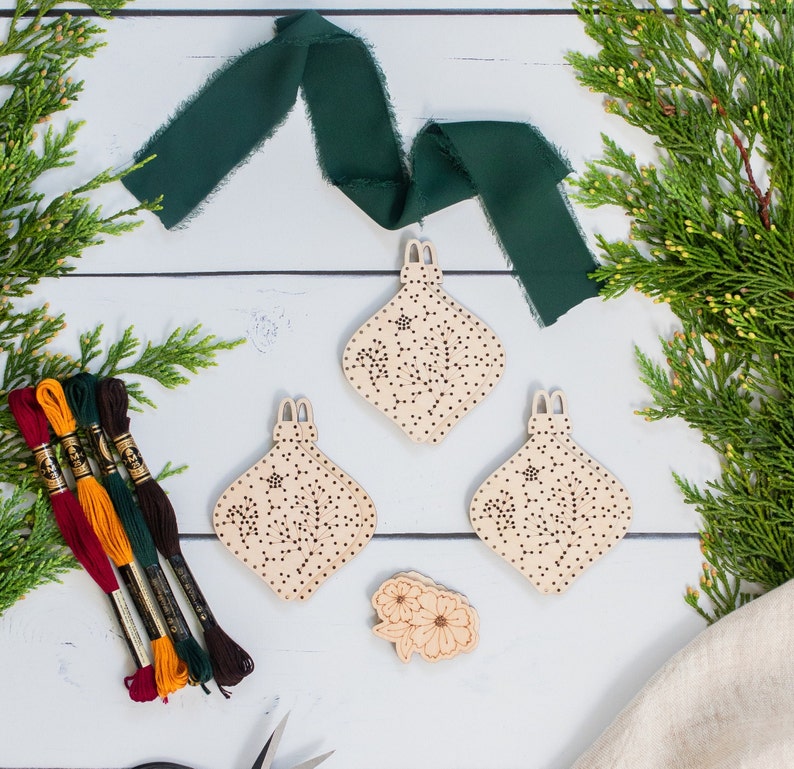 Embroidered Botanical Christmas Ornament Kit on Wood, Set of 3 DIY ...