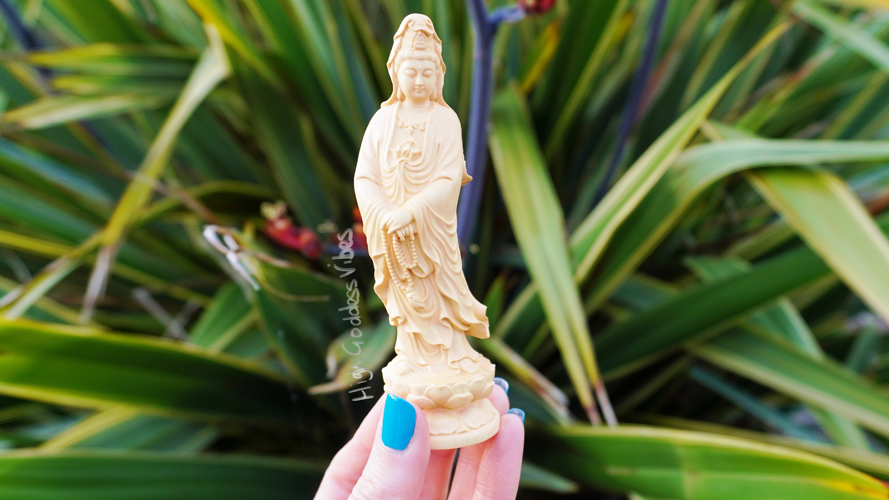 Quan Yin Wood Statue ~ Chinese Goddess, Bodhisattva of Compassion ...