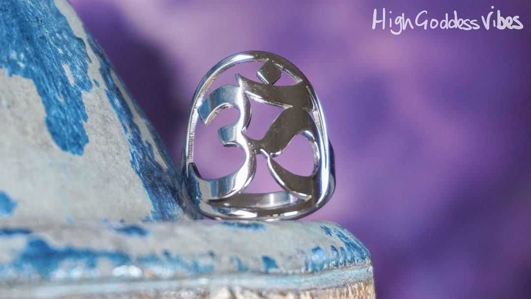 Om Ring ~ Gold or Silver Resizable Adjustable Jewelry, OM Aum Sign ...