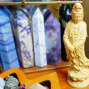 Quan Yin Wood Statue ~ Chinese Goddess, Bodhisattva of Compassion ...