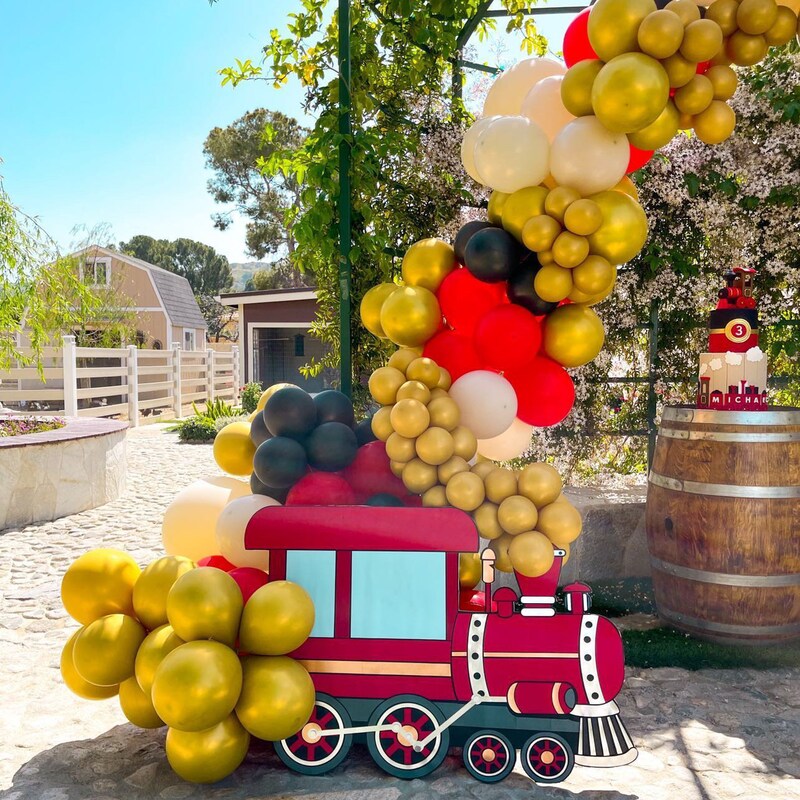 Train Photo Booth - Etsy