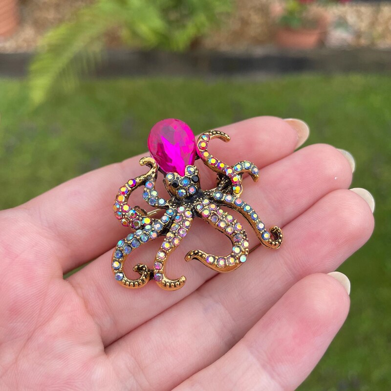 Octopus Brooch - Etsy