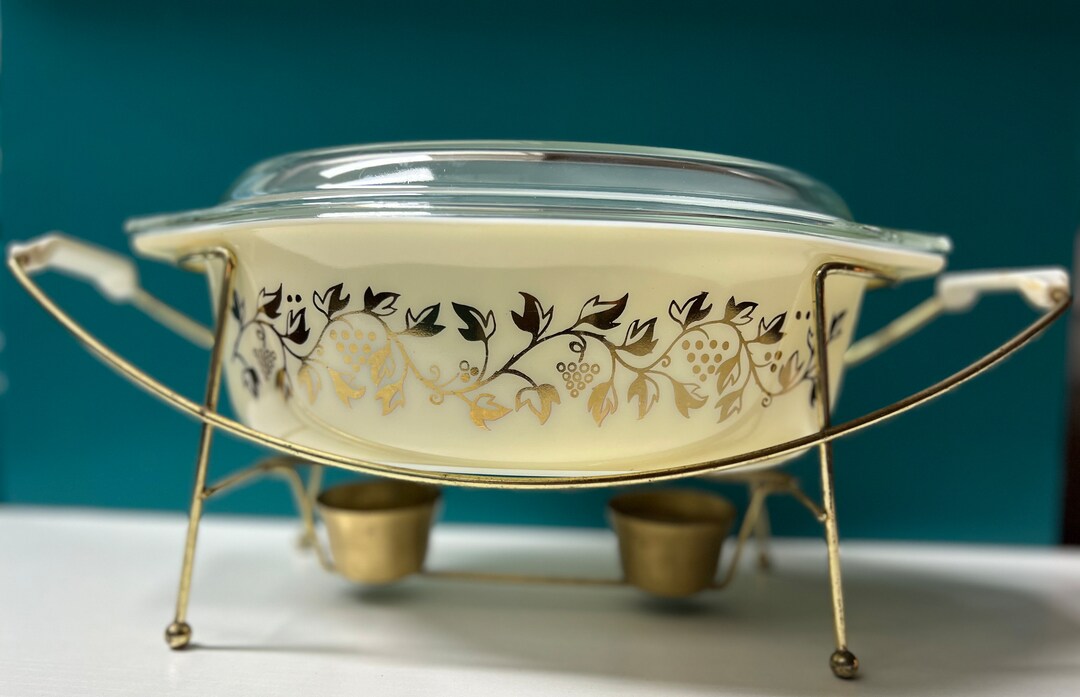 Vintage Pyrex 045 2.5QT Golden Grapes Casserole Dish With Double Candle ...