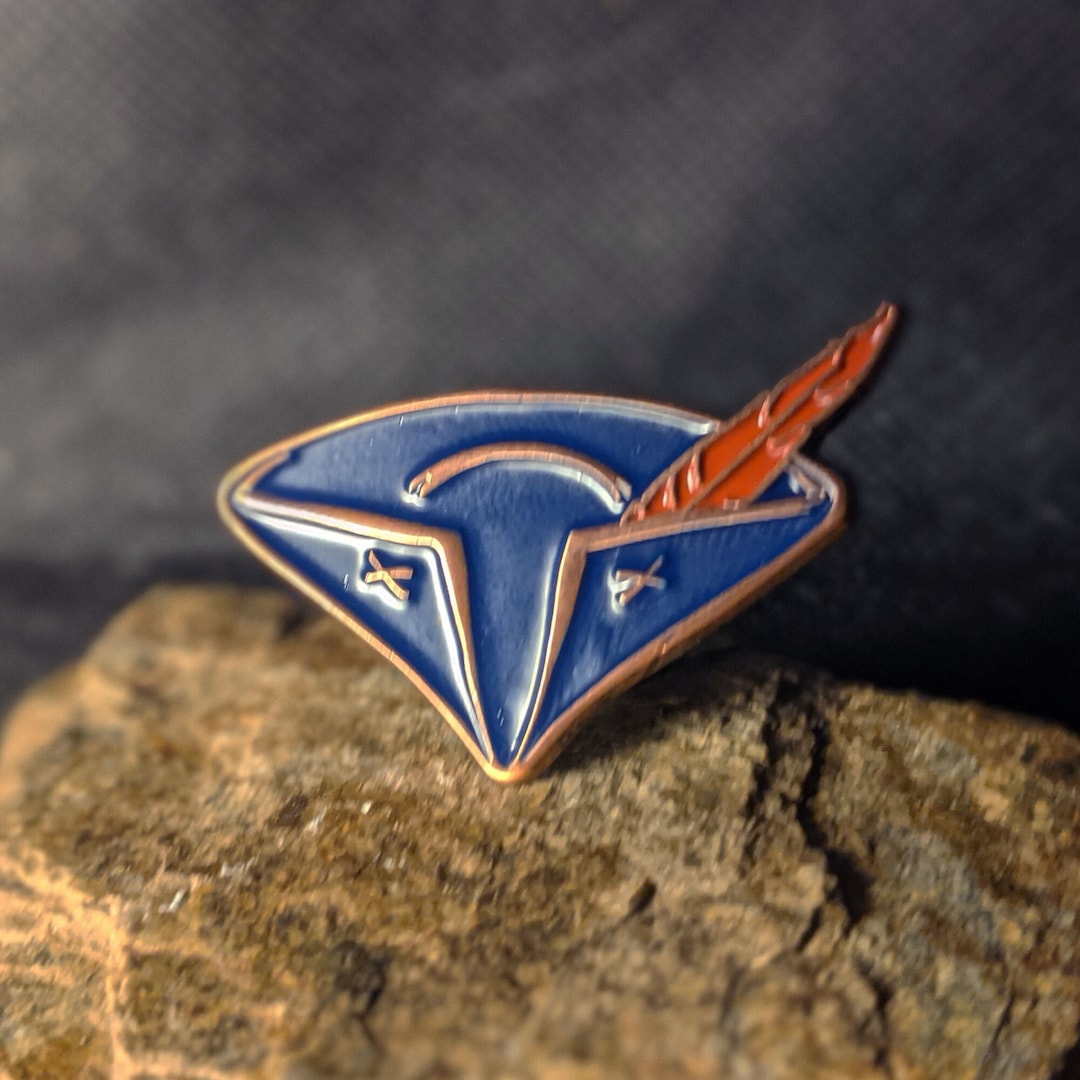 Tricorne Hat Enamel Pin - Etsy