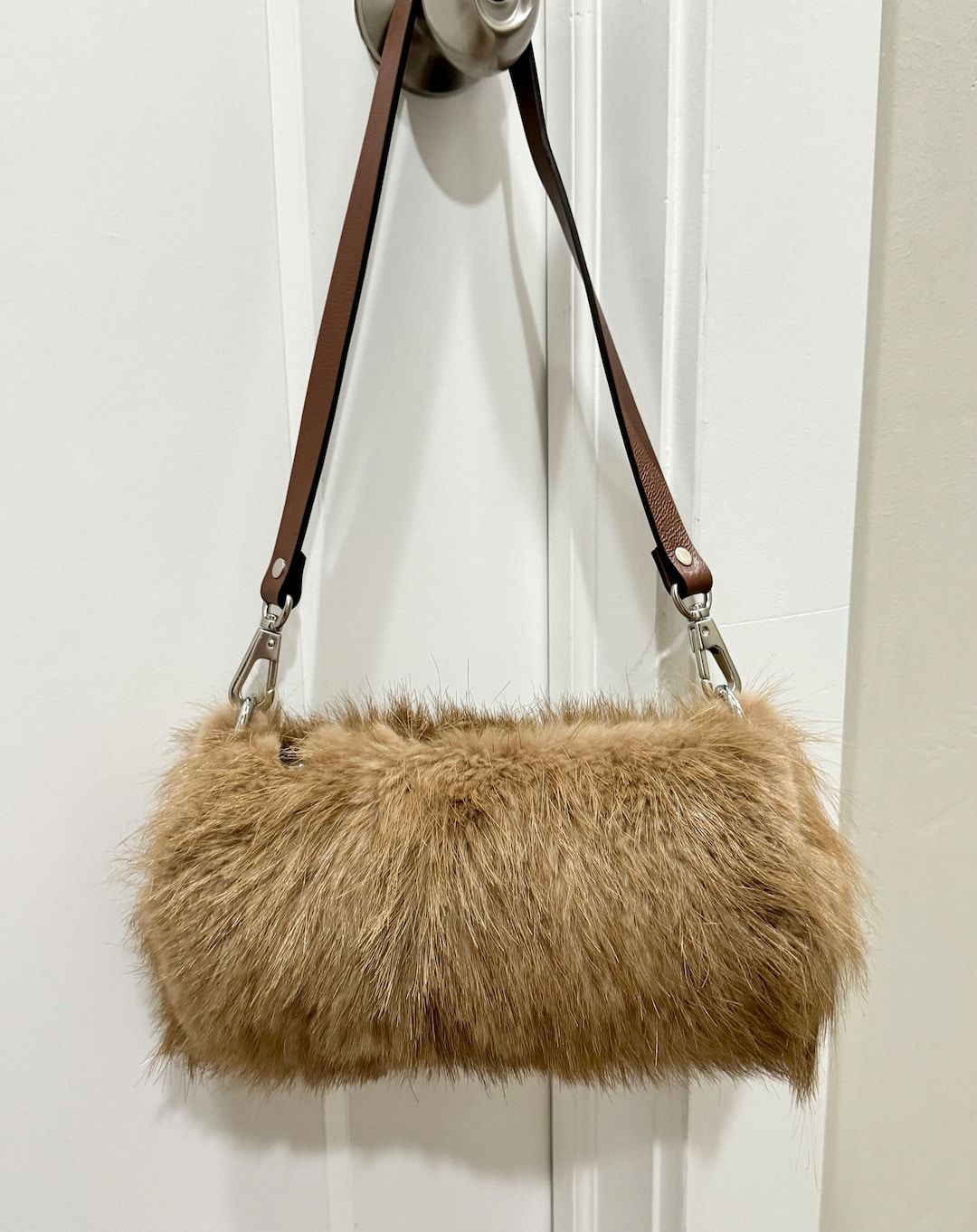 Natural Beaver Fur Barrel Bag, Handmade Real Beaver Fur Shoulder Bag ...