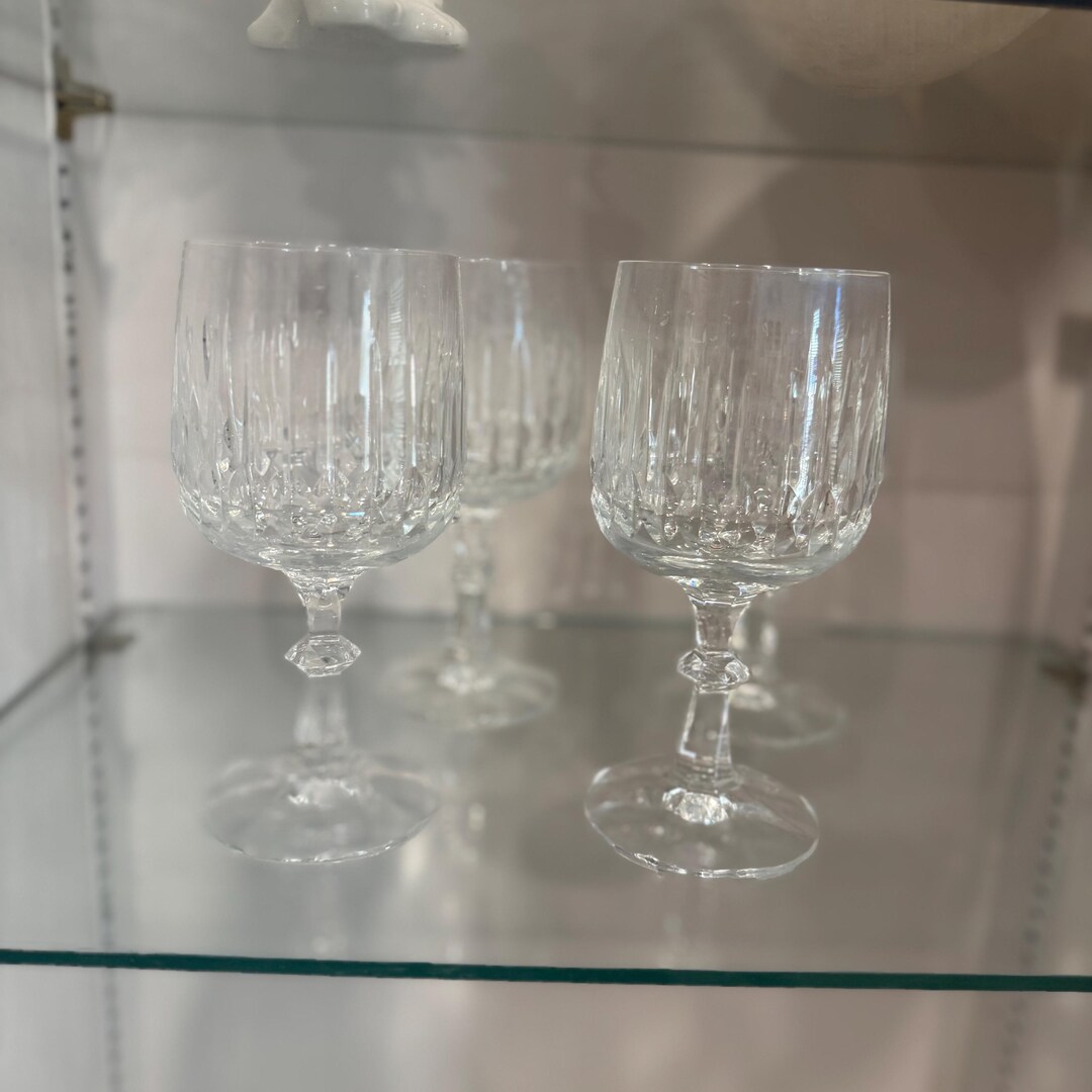 Schott Zwiesel Crystal Wine Goblets | Set of 4 Cut Crystal Stemware ...