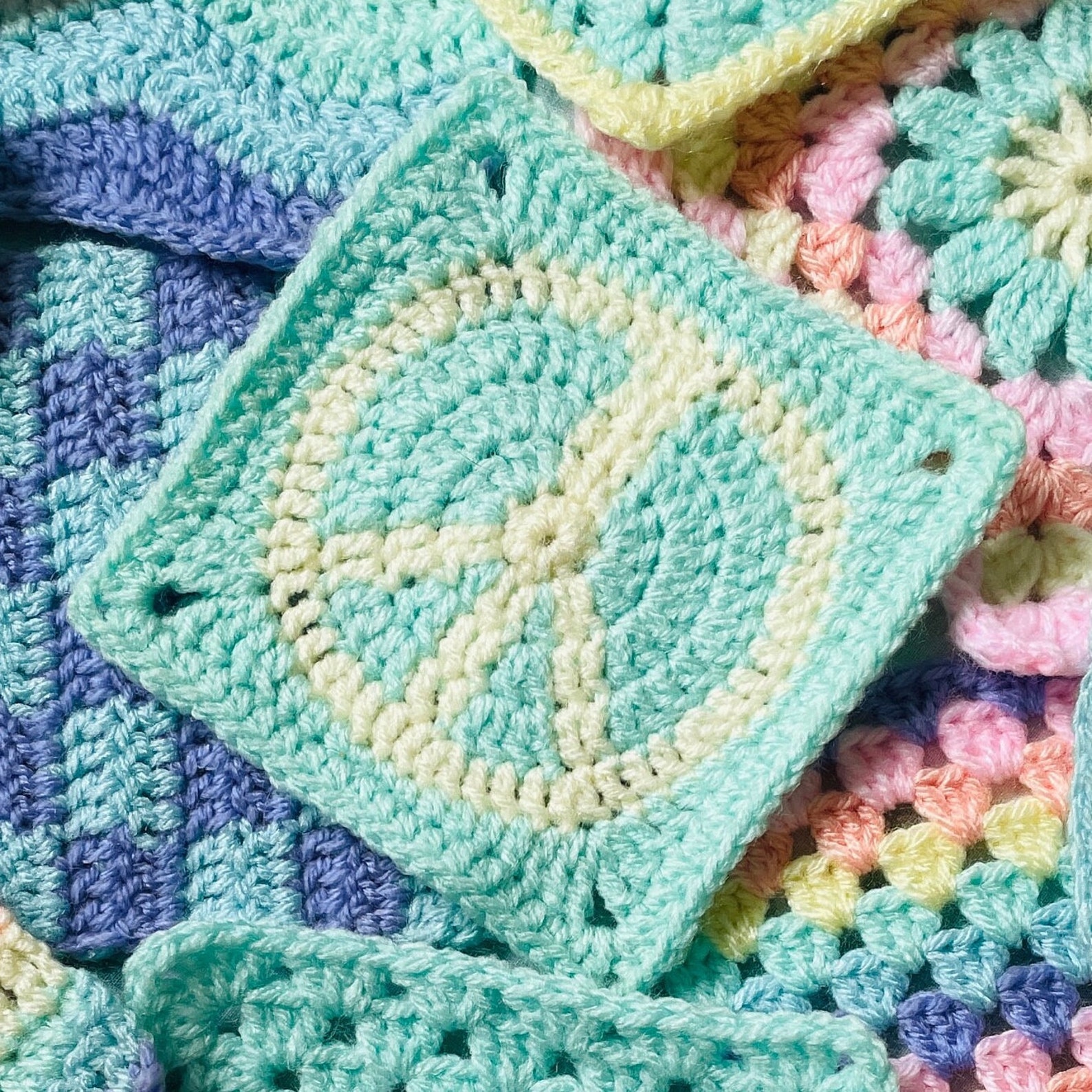 Peace Sign Granny Square Crochet Pattern: Retro Boho Motif (digital PDF ...
