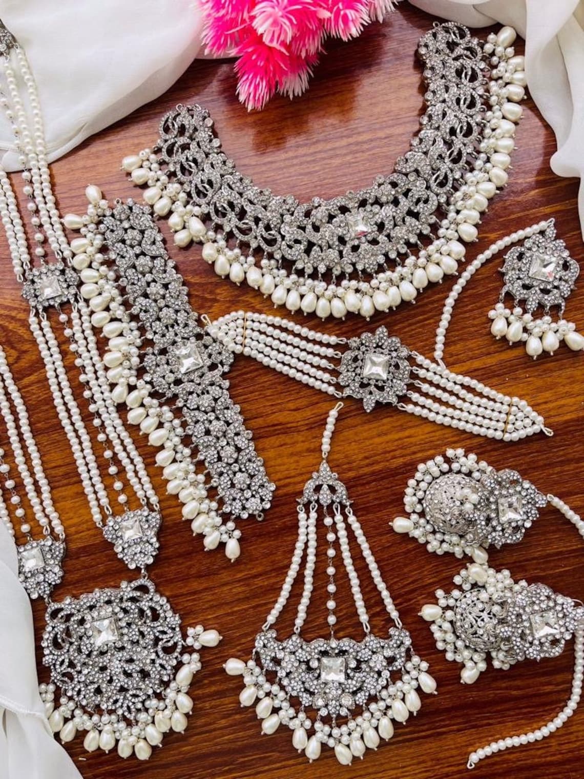 Heavy Bridal Jewelry Set Pakistani Necklaces Choker Earring Tikka Jumar ...